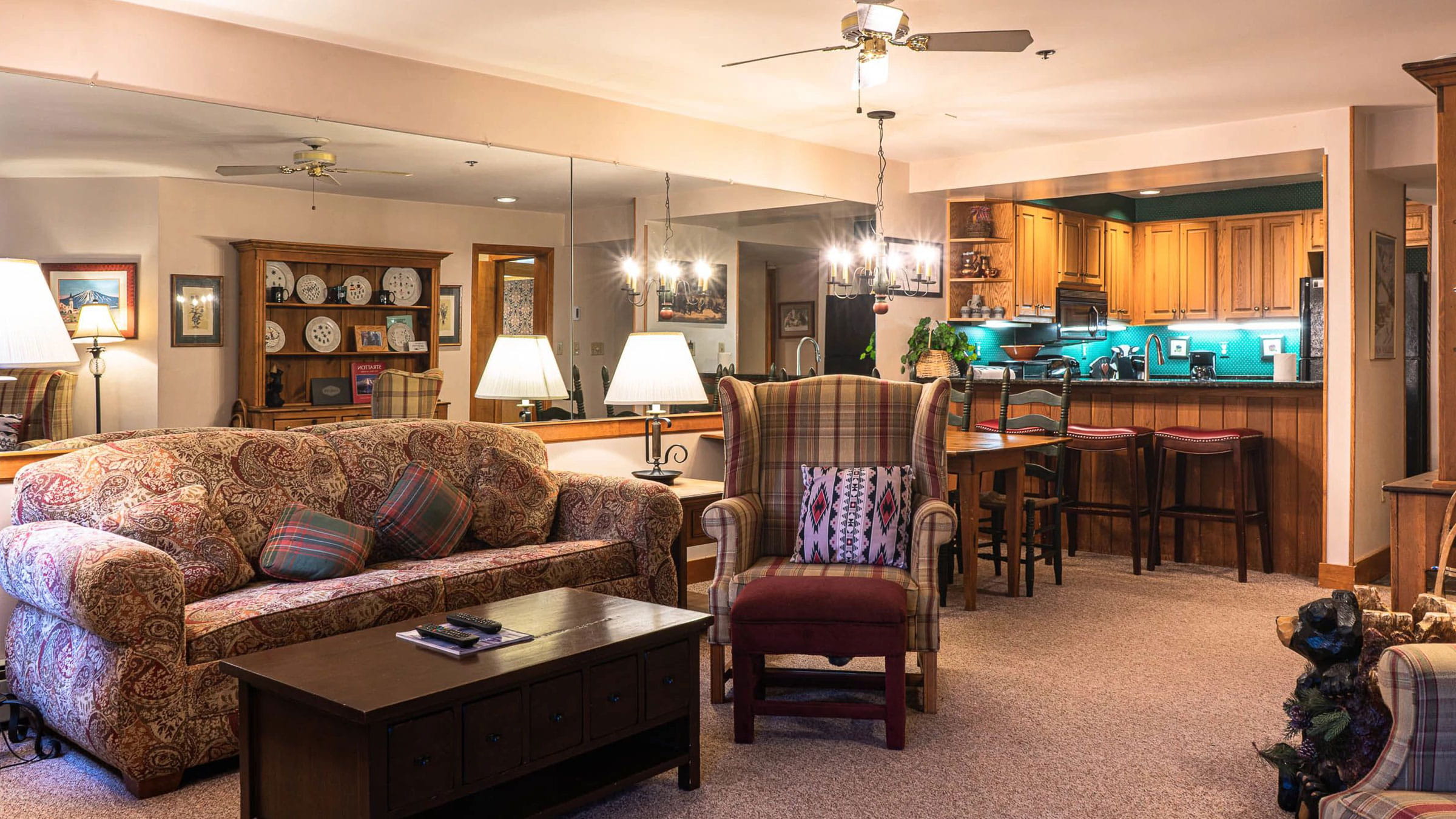 Village Watch & Mountain Watch | Hotels Lodging | Stratton Vermont