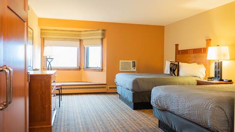 Hotels & Vacation Rentals | Black Bear Lodge | Stratton Mountain